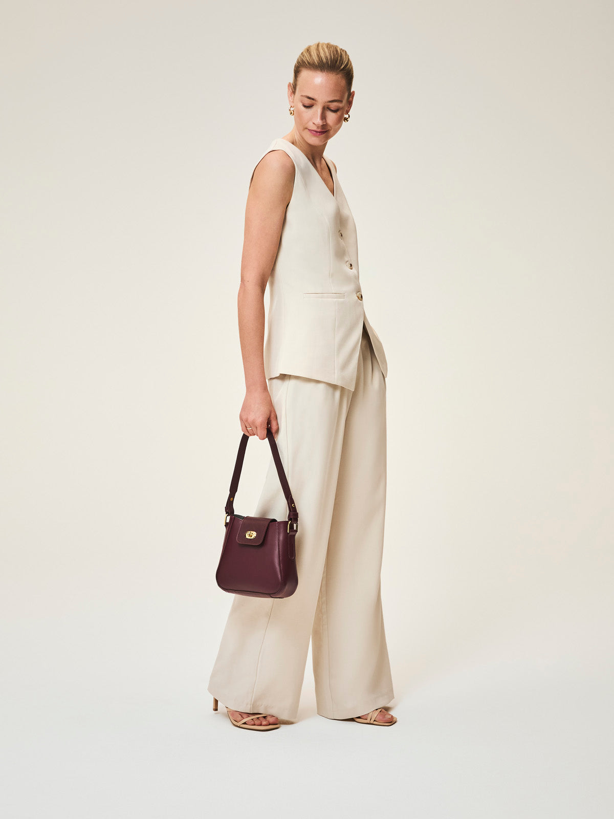 Tusting Mini Hazel Leather Crossbody Shoulder Bag