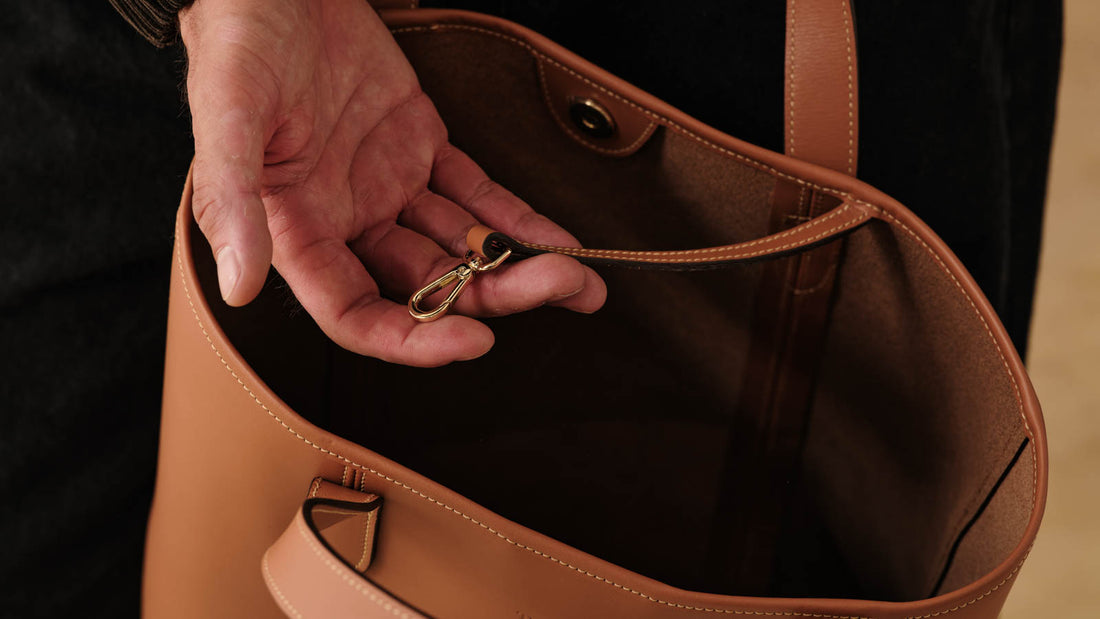 Chelsea Classic Leather Mens Tote | Tusting