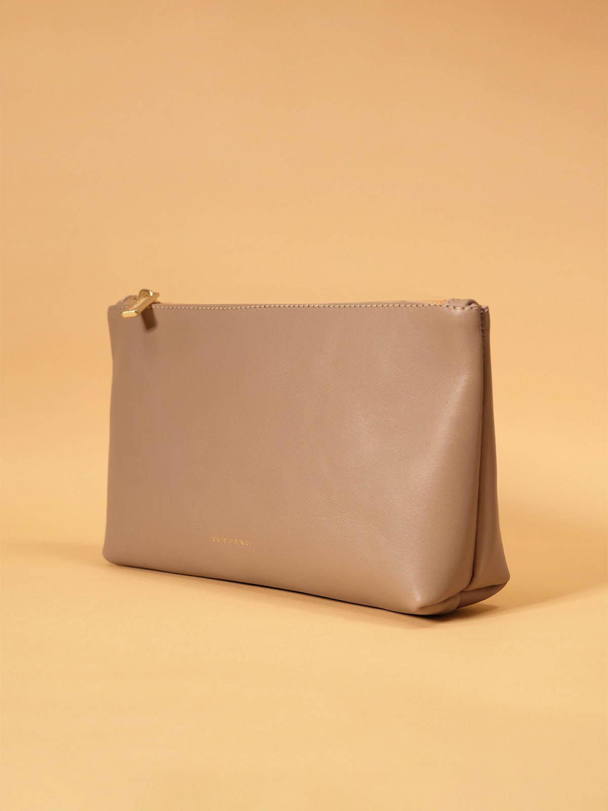 Leather Makeup Bag and Toiletry Pouch | Tusting