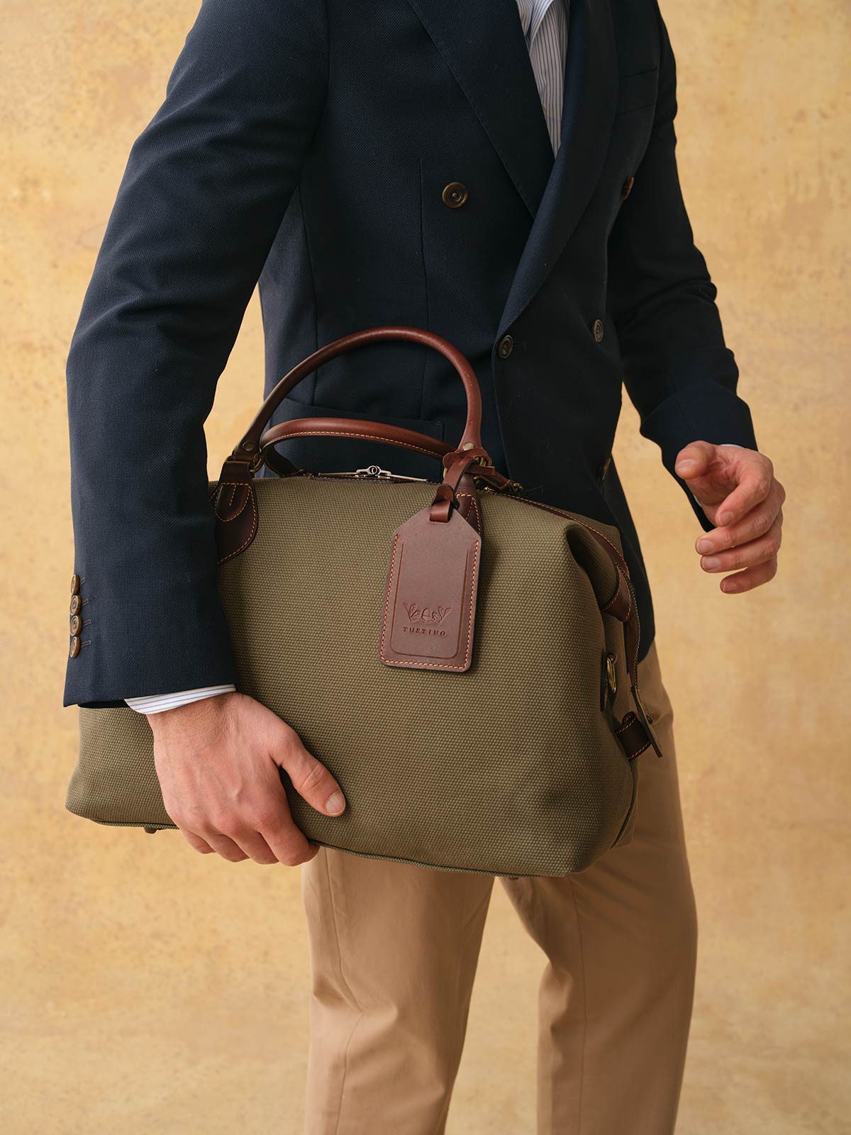 Explorer Canvas and Leather Small Overnight Bag – Tusting