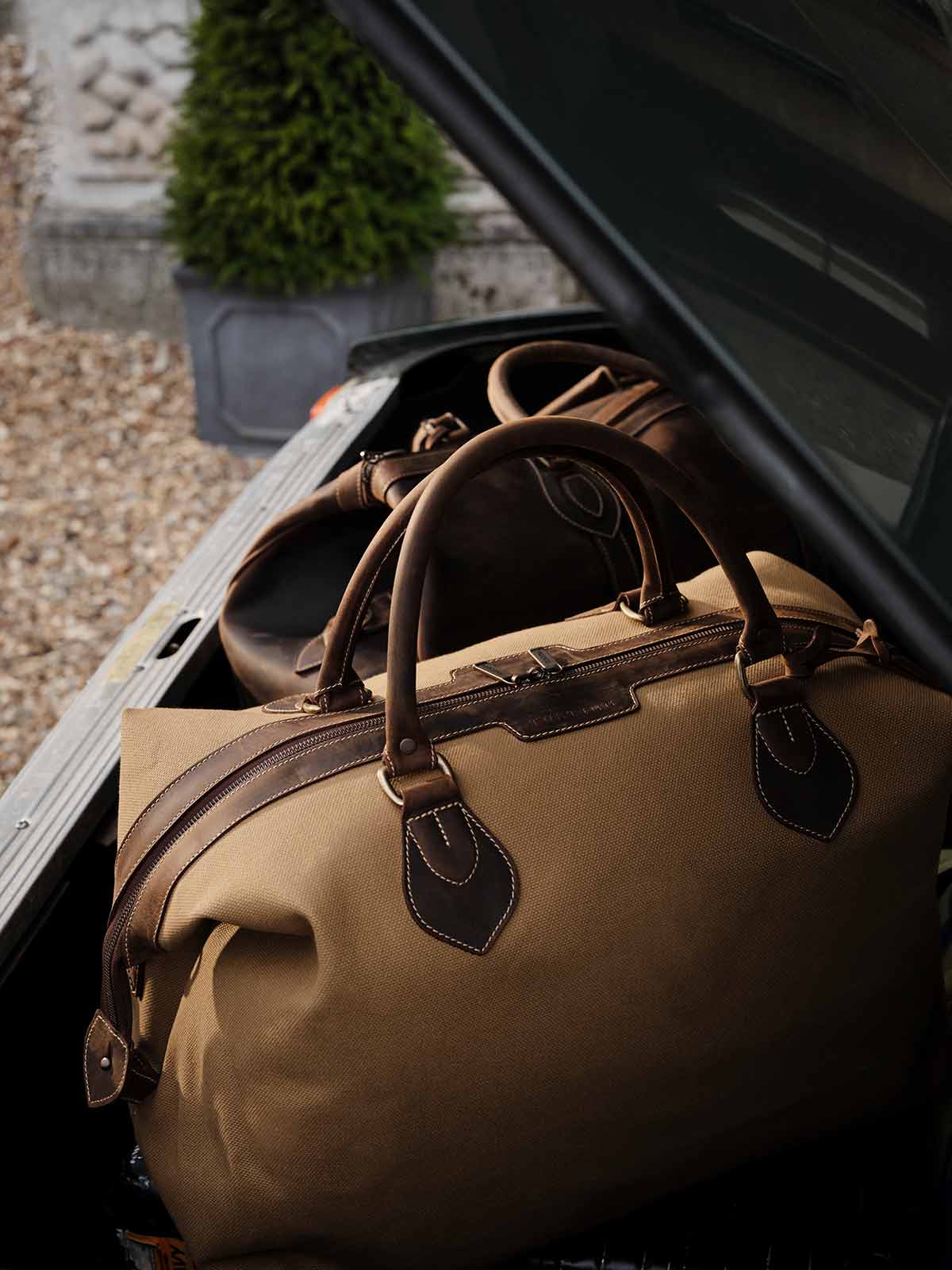 Luxury Leather Bags, Handmade In England – Tusting