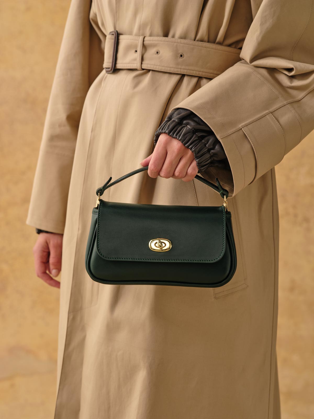 Tusting Hettie Leather Mini Crossbody Clutch Bag