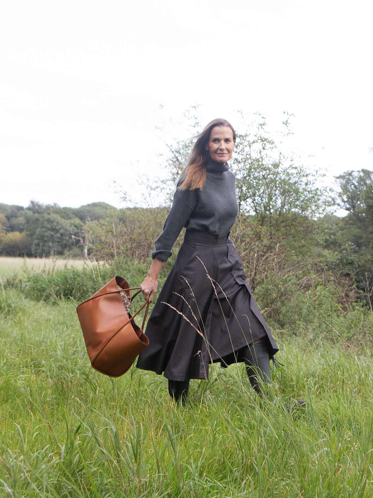 India Hicks + Tusting Savannah Large Leather Tote Bag