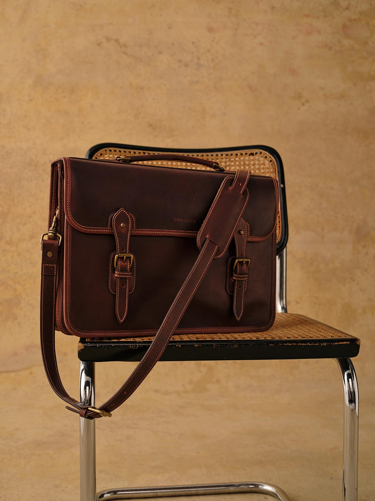 The Wymington – a Classic Leather Briefcase – Tusting