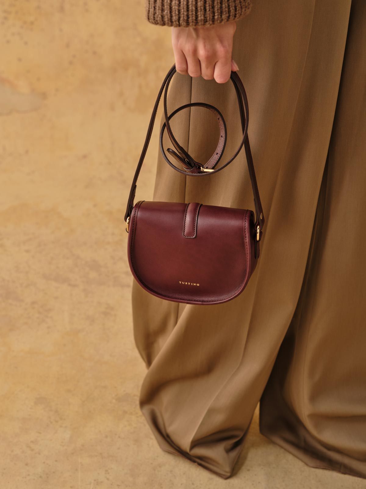 Tusting Mini Cardington Leather Curved Crossbody Bag