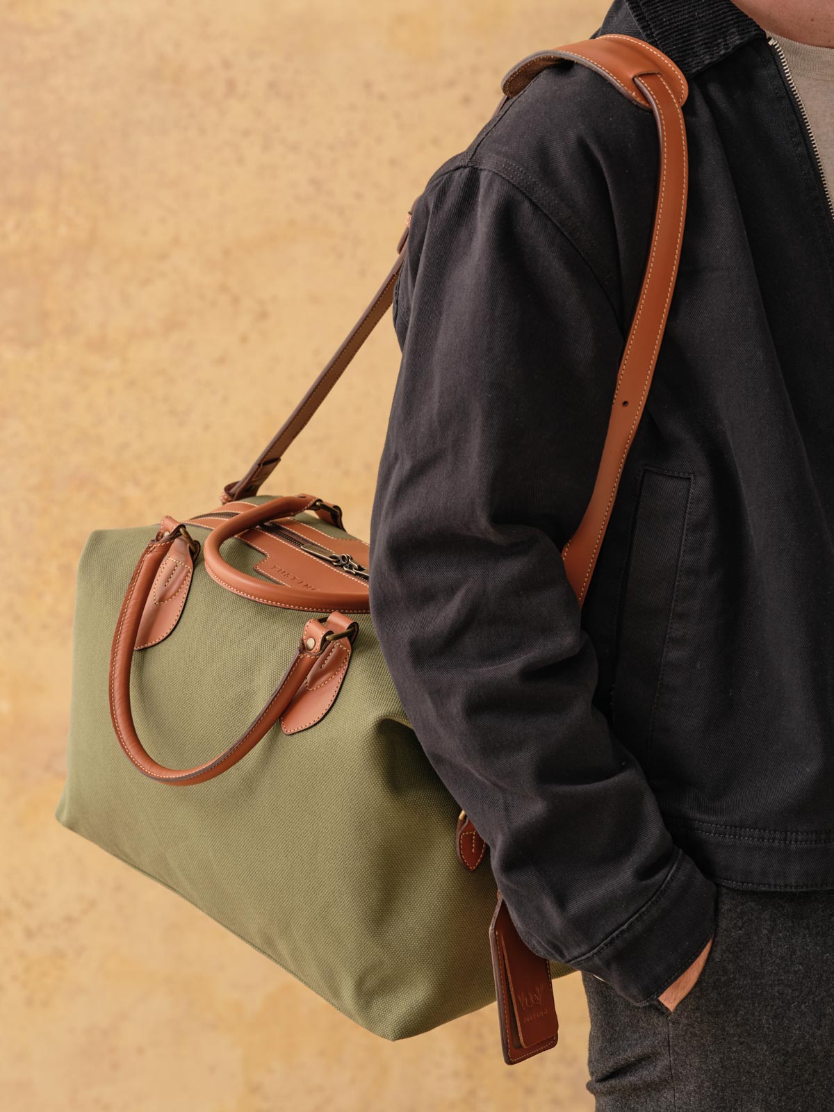 Explorer Canvas and Leather Small Overnight Bag – Tusting