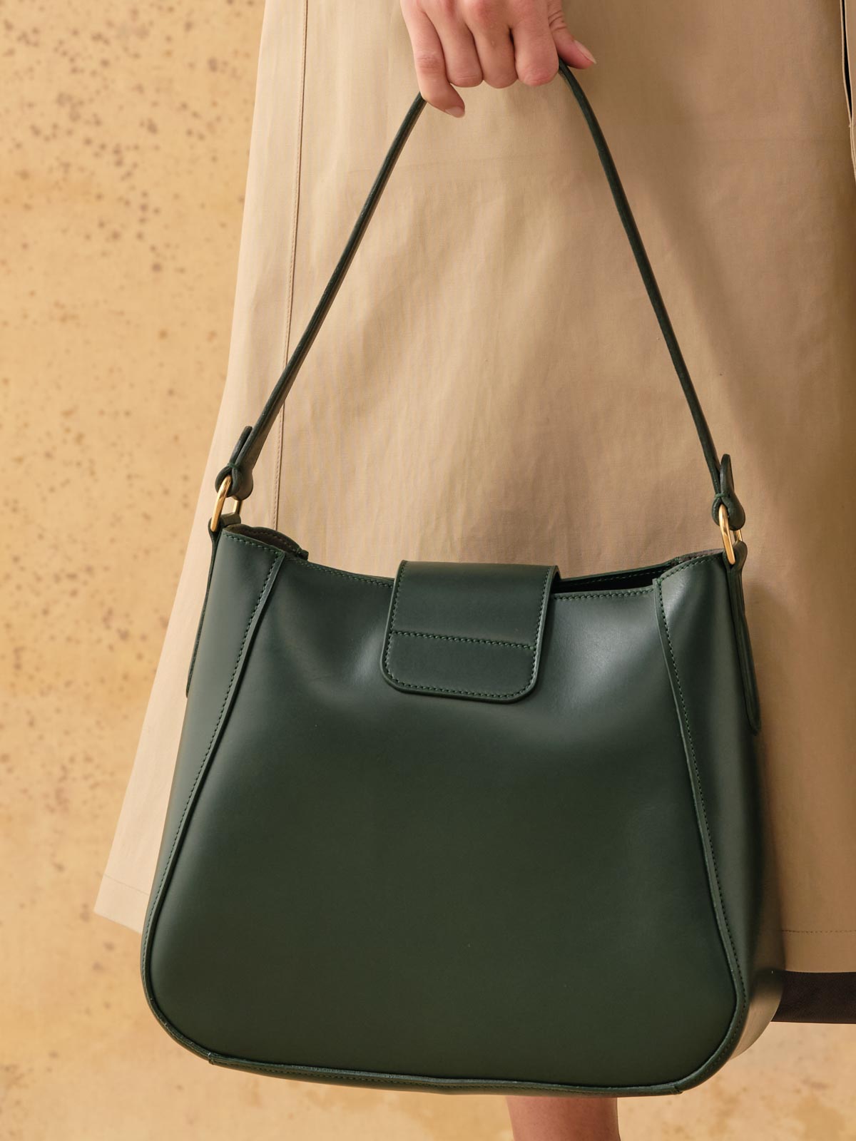 Tusting Hazel Leather Hobo Curved Shoulder Bag