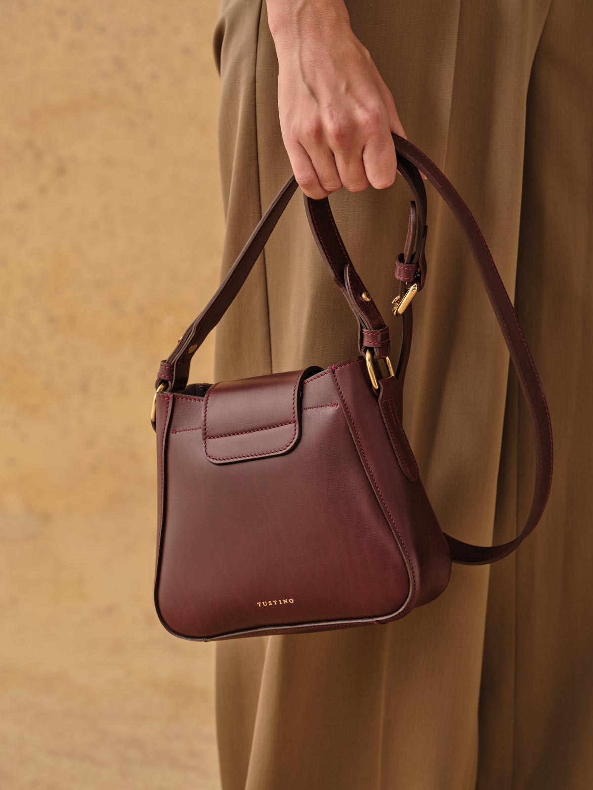 Tusting Mini Hazel Leather Crossbody Shoulder Bag