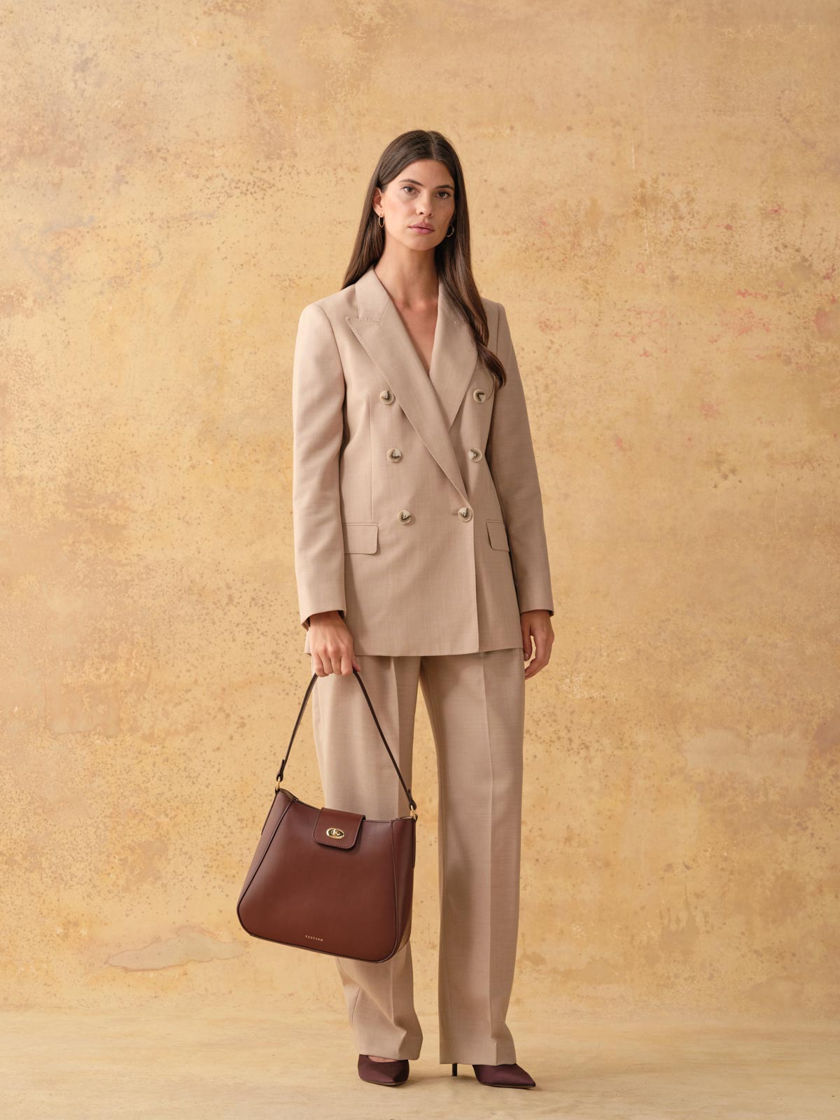 Tusting Hazel Leather Hobo Curved Shoulder Bag