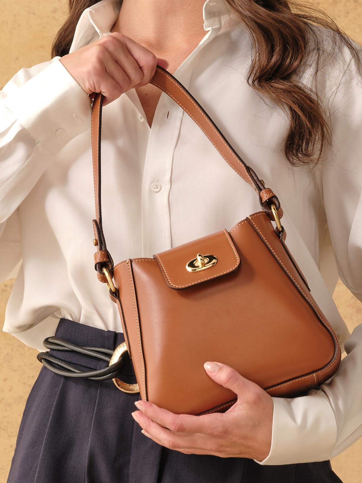 Tusting Mini Hazel Leather Crossbody Shoulder Bag
