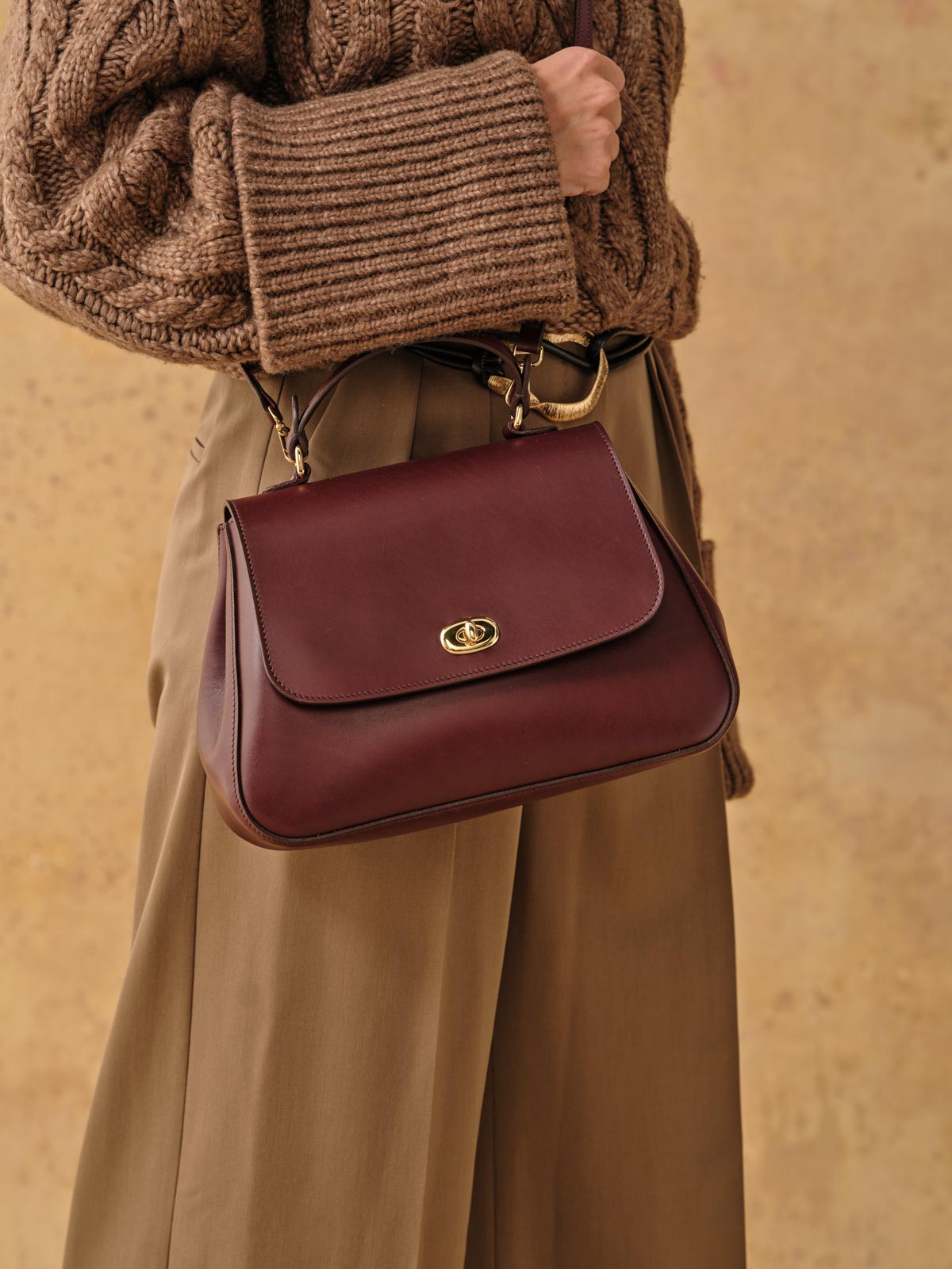 Tusting Holly 1950's Inspired Top Handled Leather Handbag