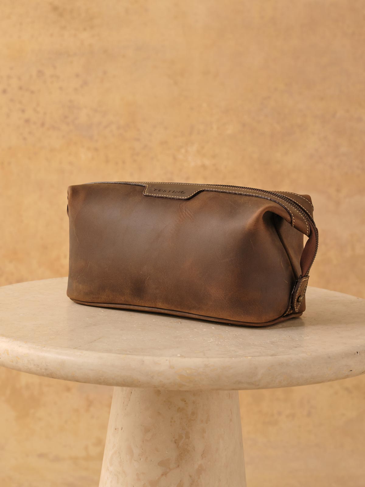 Tusting Horizon Leather Toiletry Dopp Kit Bag