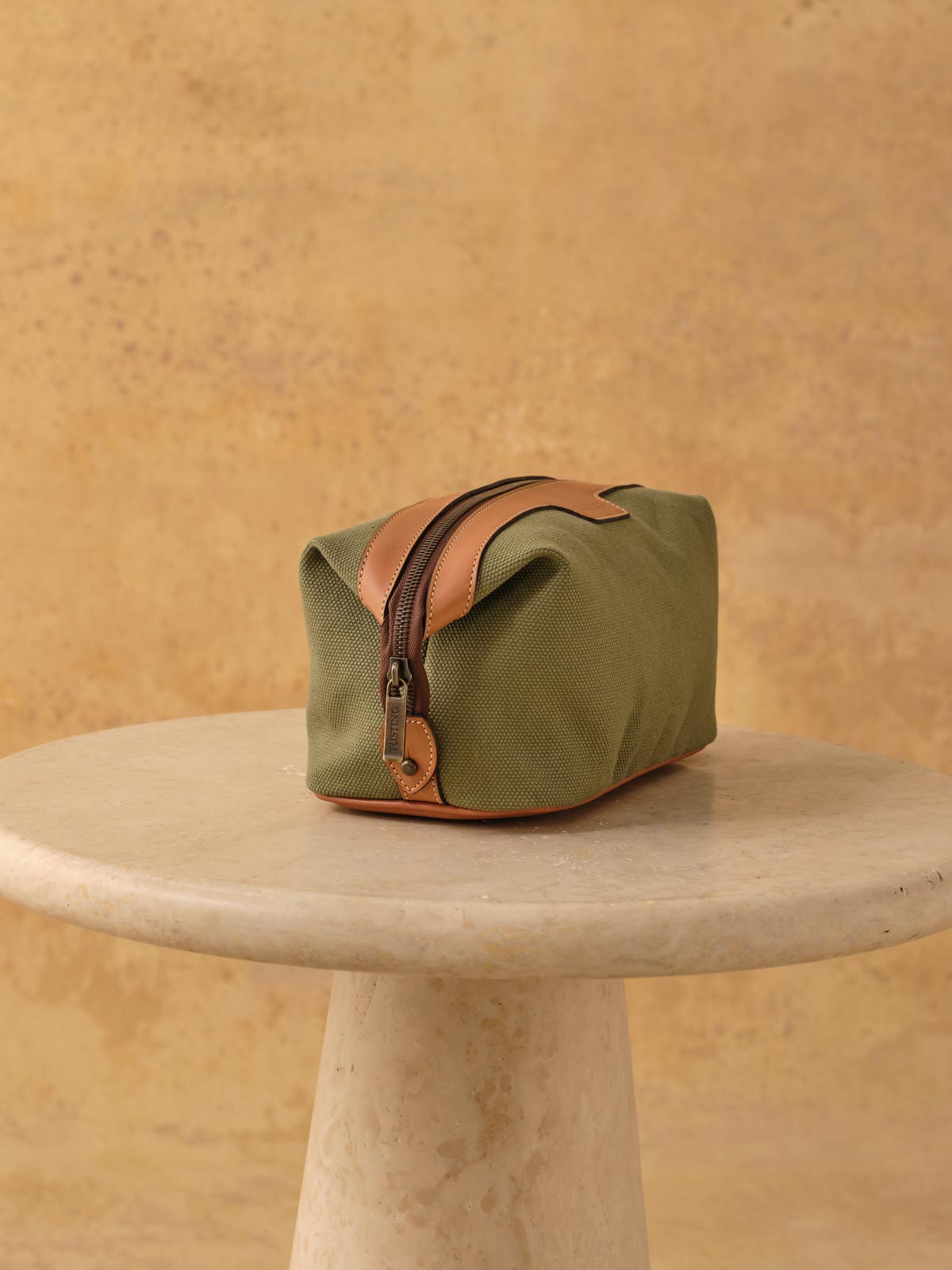 Tusting Horizon Canvas Toiletry Dopp Kit Bag